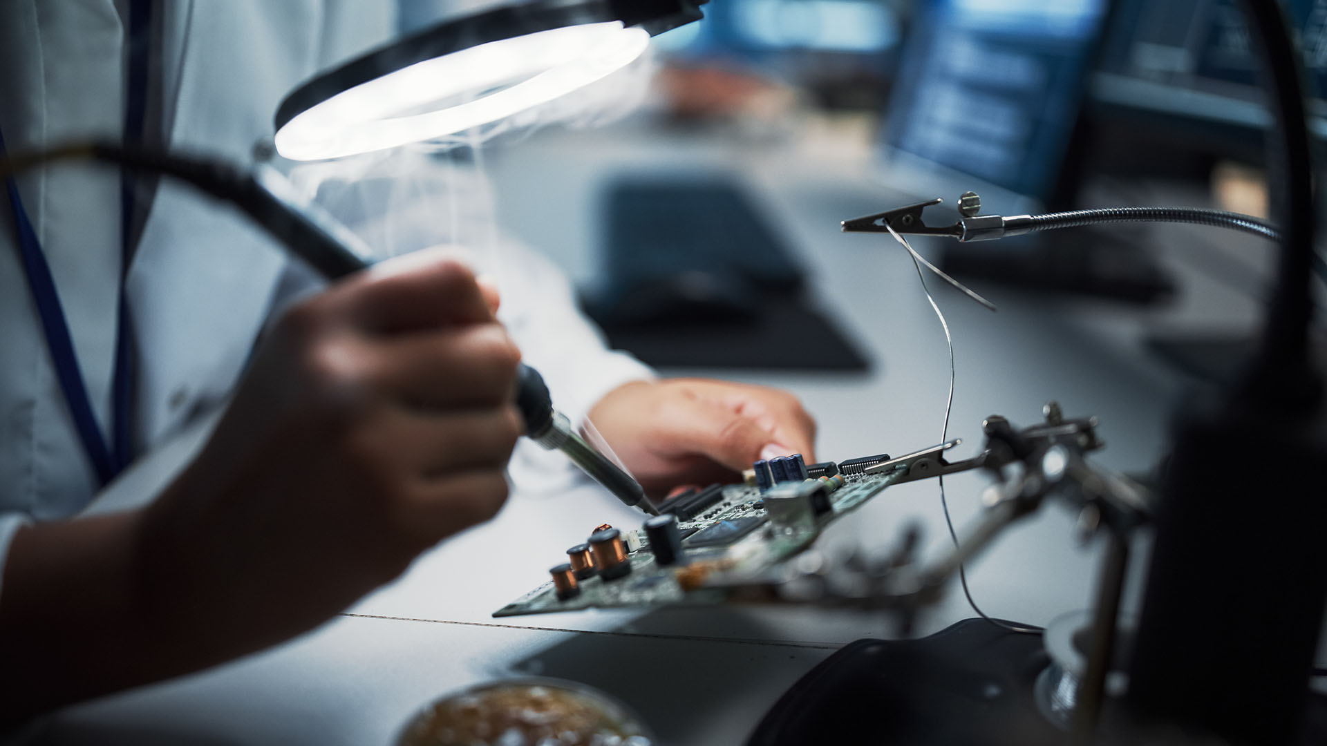 Bluetooth Low Energy - BSi - Brilliant Silicon PTE. LTD.