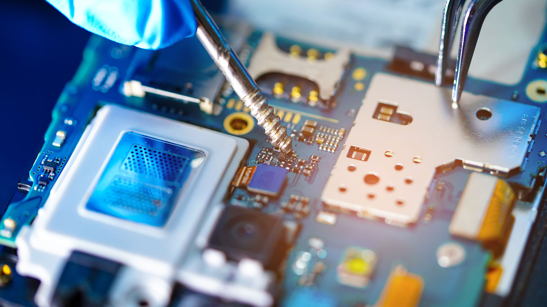 Bluetooth Dual Band - BSi - Brilliant Silicon PTE. LTD.